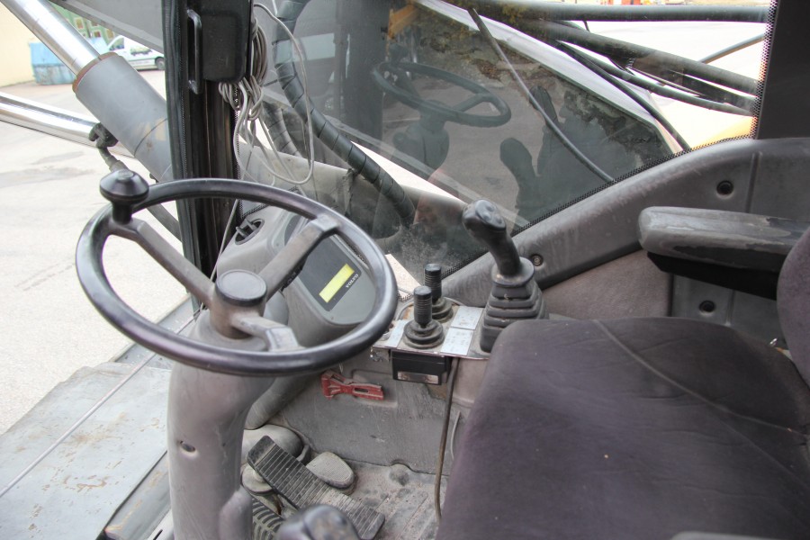 Elementsättare för montering av betongelement