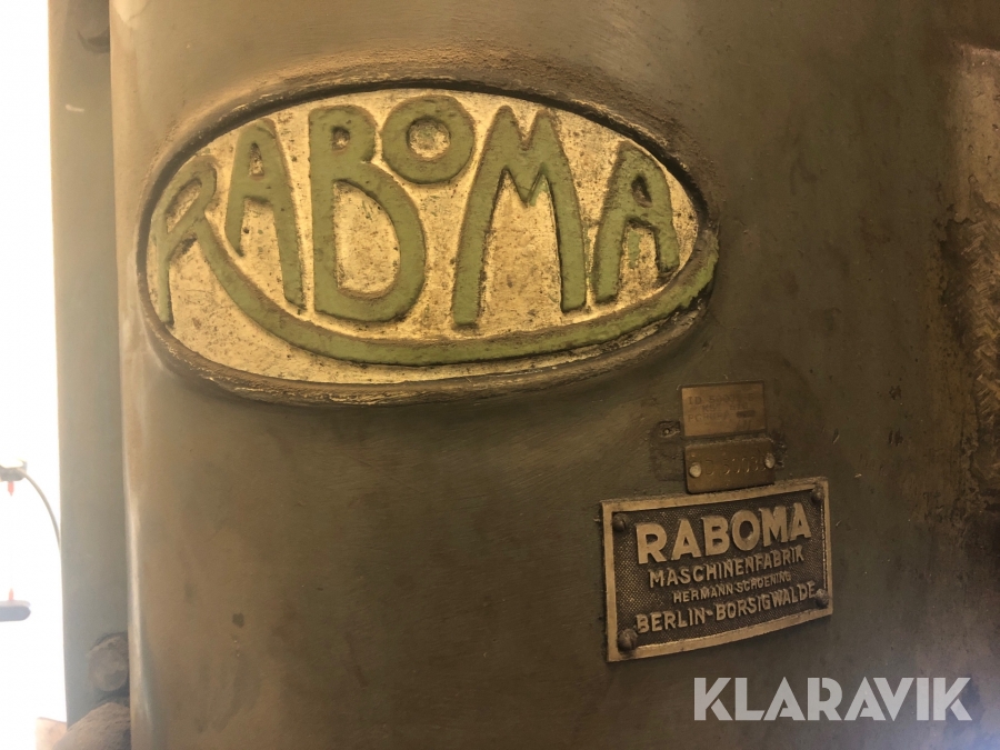 Klaravik Auktioner | Borrmaskin Raboma