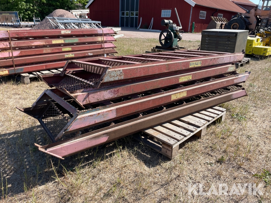 Trappor Haki, Kristianstad, Klaravik auktioner