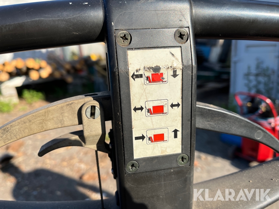 Palltruck med manuell drivmotor BT PRO LIFTER, Järfälla, Kla