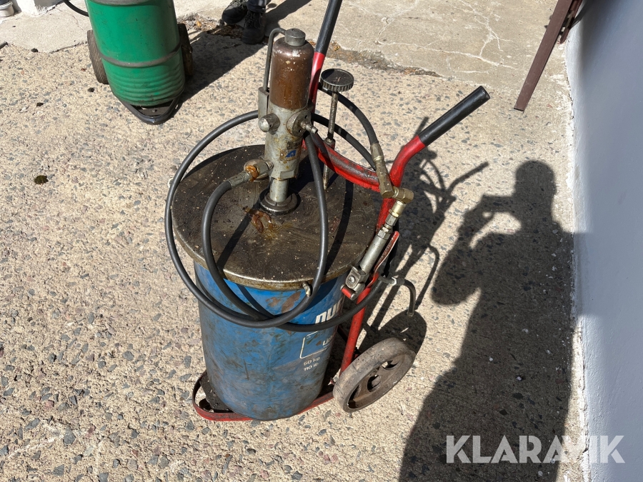 Fettspruta, Svedala, Klaravik auktioner