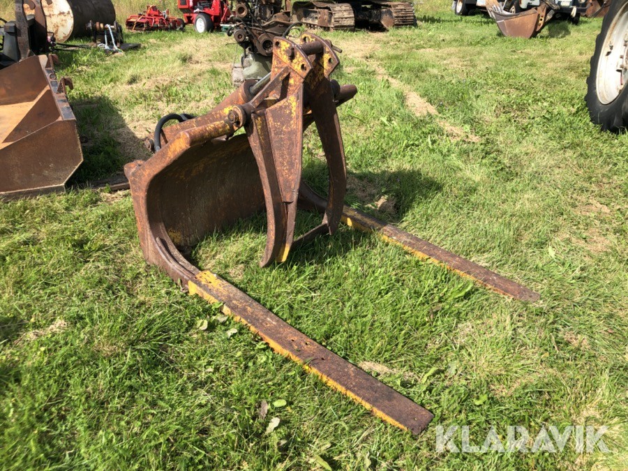Klaravik Auktioner | Grip med förlängda gafflar