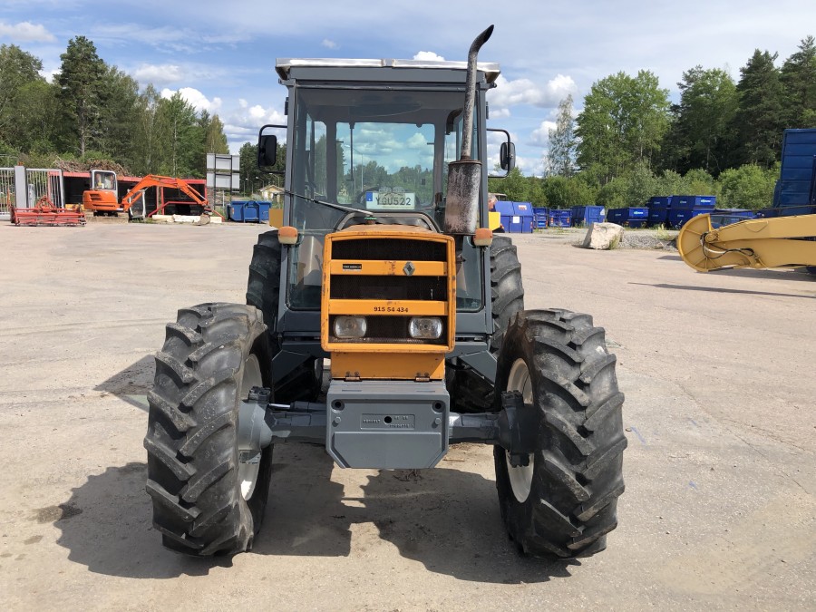 Traktor Renault 551-4S