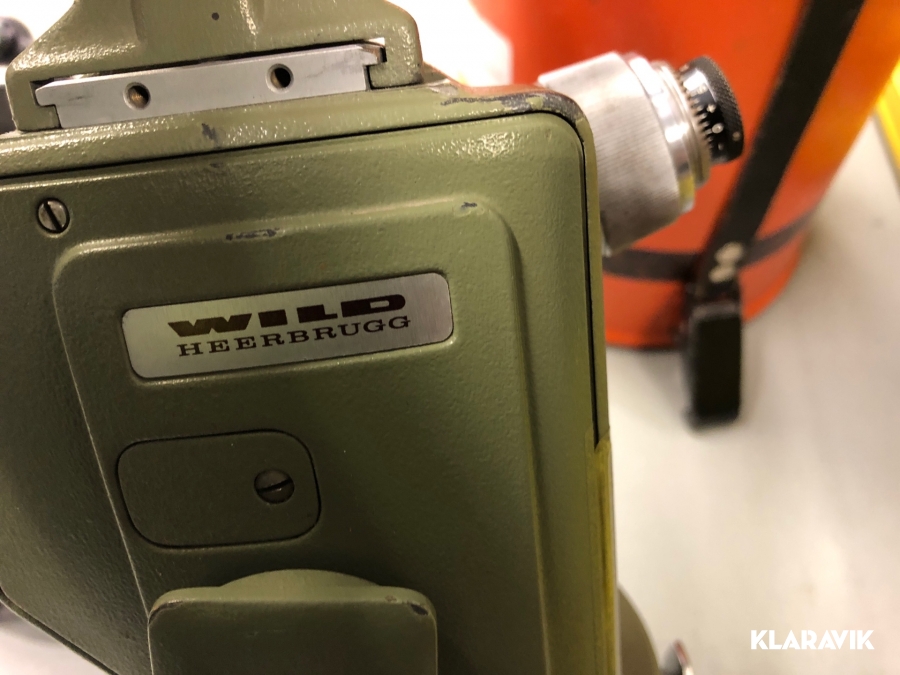 Klaravik Auktioner | Teodolit Wild T16