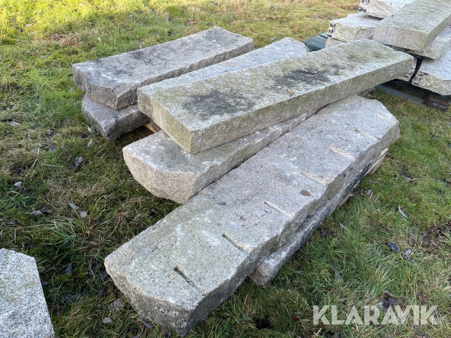 Parti med råkantsten, Göteborg, Klaravik auktioner