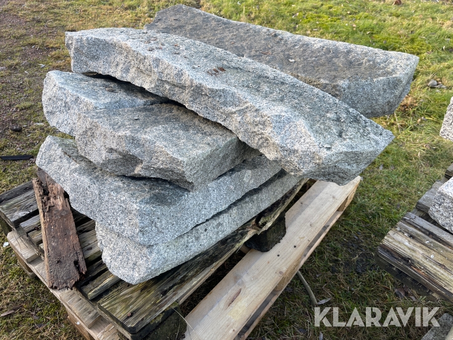 Parti med råkantsten, Göteborg, Klaravik auktioner