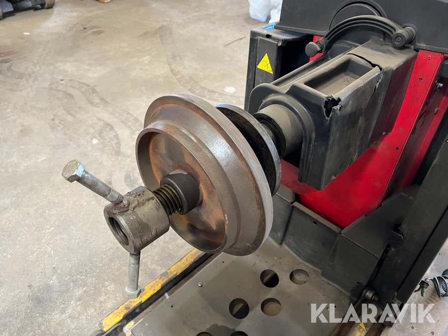 Balanseringsmaskin för tunga fordon Corghi ET 77, Klippan, K