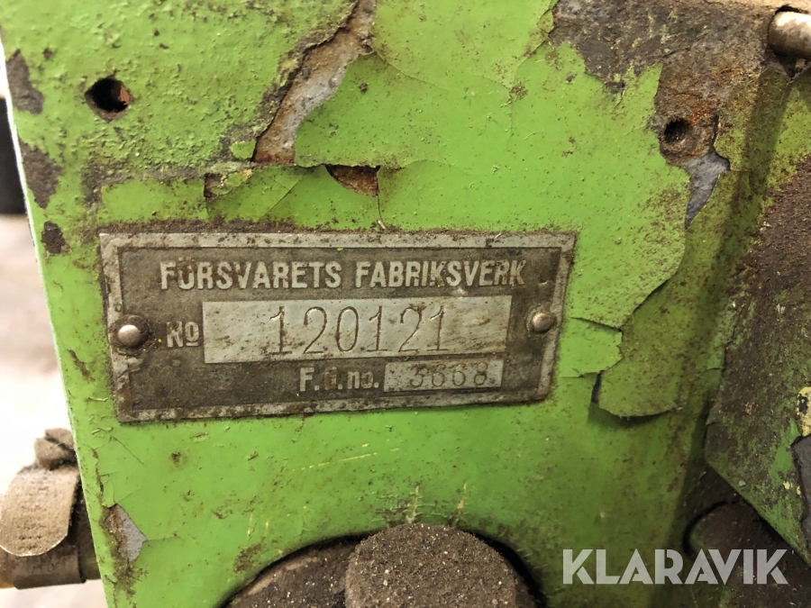 Klaravik Auktioner Revolversvarv Försvarets Fabriksverk