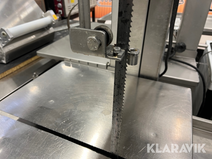Köttsåg Koneteollisuus Oy KT, Trollhättan, Klaravik auktione