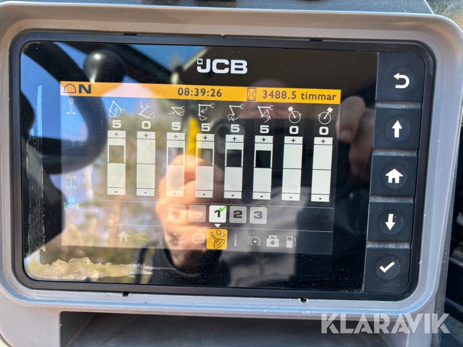 Grävmaskin JCB HD110WT 4F, Karlstad, Klaravik auktioner