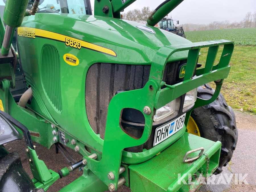 Traktor John Deere 5820, Helsingborg, Klaravik auktioner