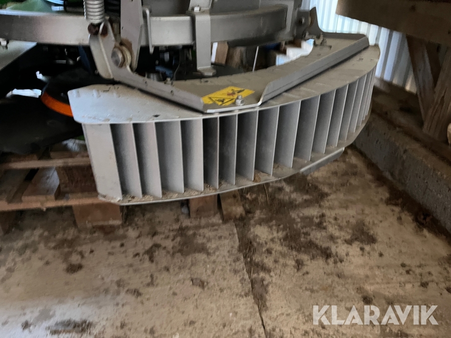 Gödningsspridare Amazone ZA-M 1500, Mjölby, Klaravik auktion