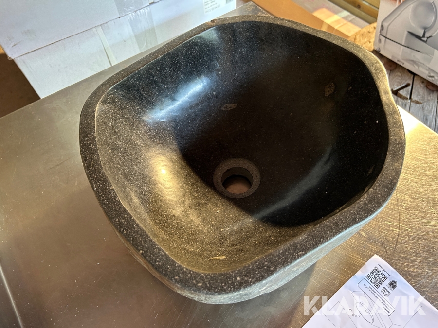Handfat i sten Differnz Nusa riverstone, Orust, Klaravik auk
