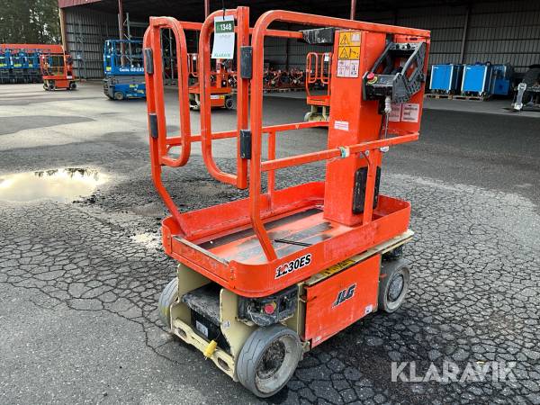 Auktion av begagnade liftar, truckar och kranar