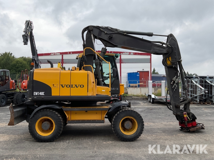 Grävmaskin Volvo EW140C, Hammarö, Klaravik auktioner