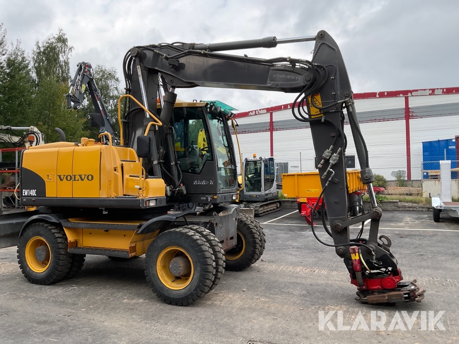 Grävmaskin Volvo EW140C, Hammarö, Klaravik auktioner