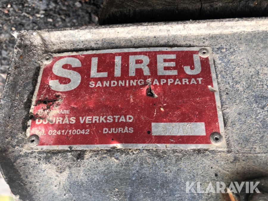 Klaravik Auktioner | Sandspridare Slirej