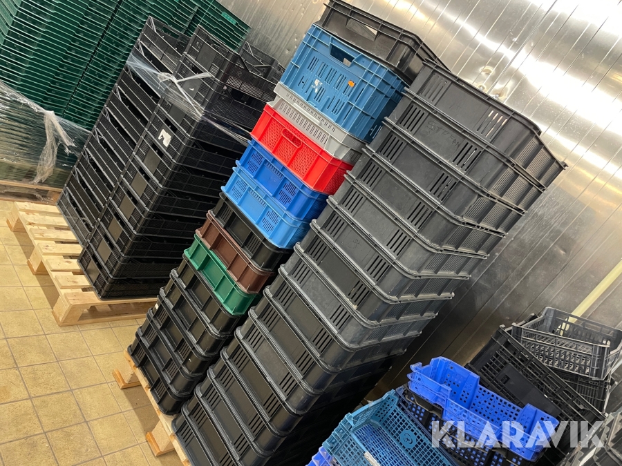 Plastbackar, Kil, Klaravik auktioner