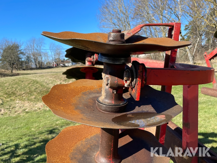 Tallriksharv Stegsted TH 26/32, Varberg, Klaravik auktioner