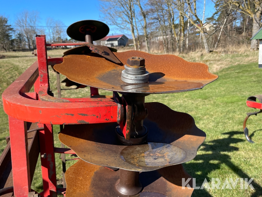 Tallriksharv Stegsted TH 26/32, Varberg, Klaravik auktioner