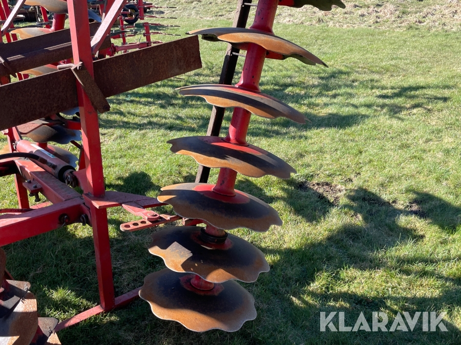 Tallriksharv Stegsted TH 26/32, Varberg, Klaravik auktioner