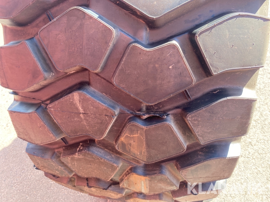 Entreprenaddäck med fälg 1 st Hilo 600/65R25, Helsingborg,