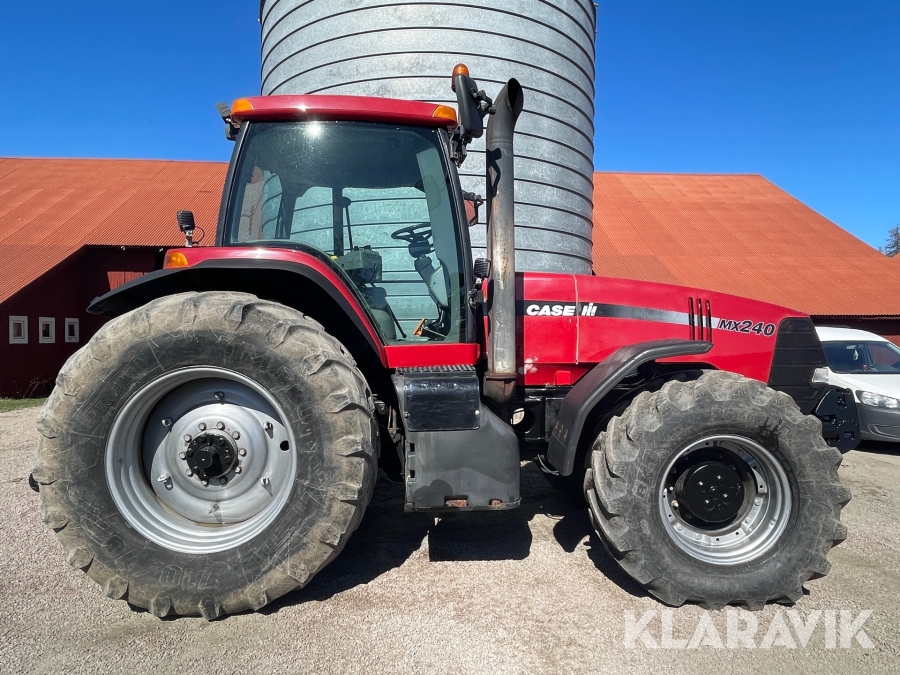 Traktor Case MX 240, Uppsala, Klaravik auktioner