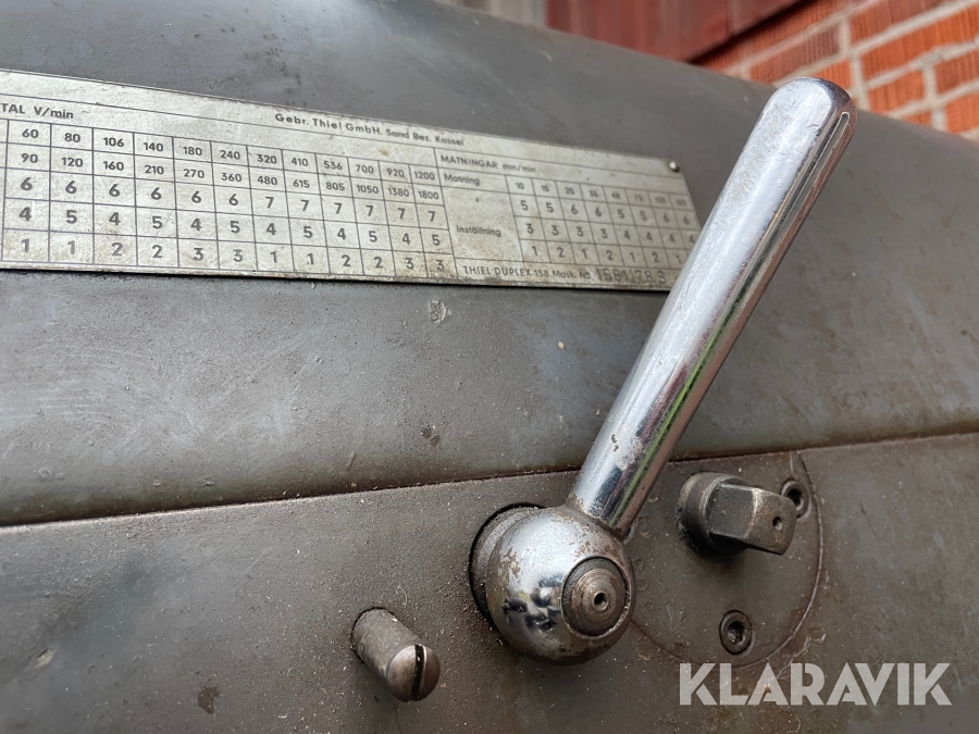 Klaravik Auktioner | Universalfräs Thiel Duplex 158