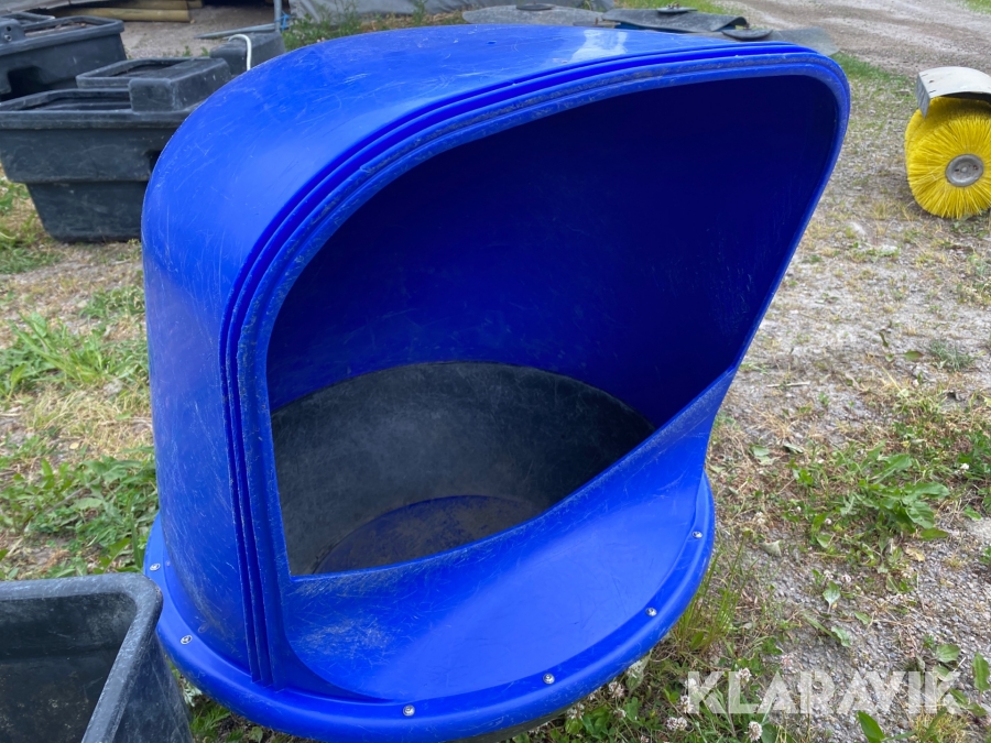 Klaravik Auktioner | Vattentråg 2st