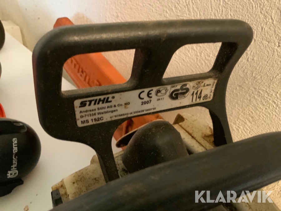 Motorsågar med hjälm , Torsås, Klaravik auktioner