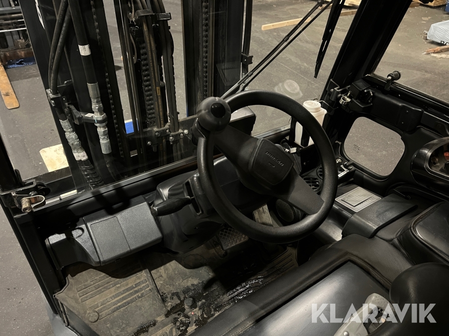 Motviktstruck Doosan B30X-7 EBP, Falköping, Klaravik auktion