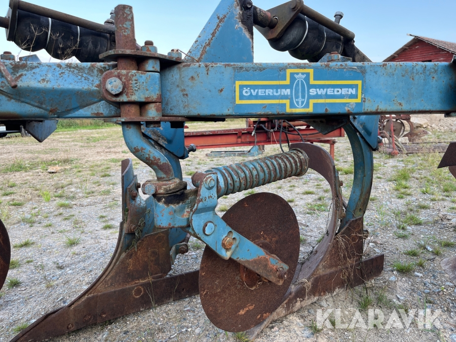 Plog Överum B387, Skinnskatteberg, Klaravik auktioner