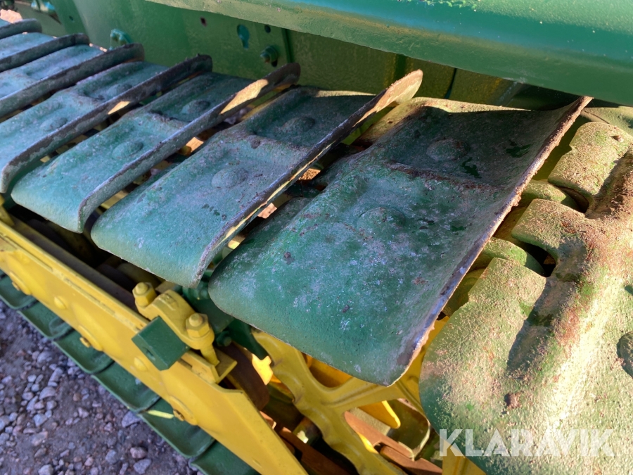 Klaravik Auktioner | Bandtraktor John Deere MC