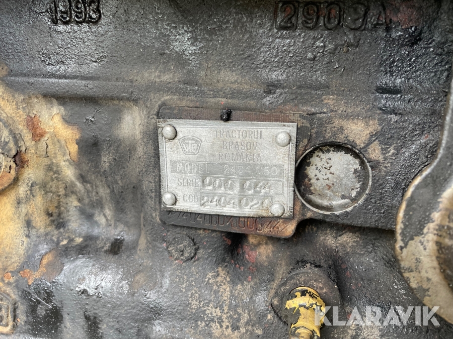 Traktor Universal 703 DT, Arvika, Klaravik auktioner