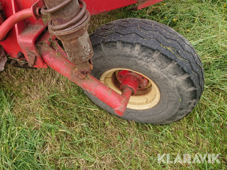 Bogserad slåtterkross Vicon OM 241, Årjäng, Klaravik aukt