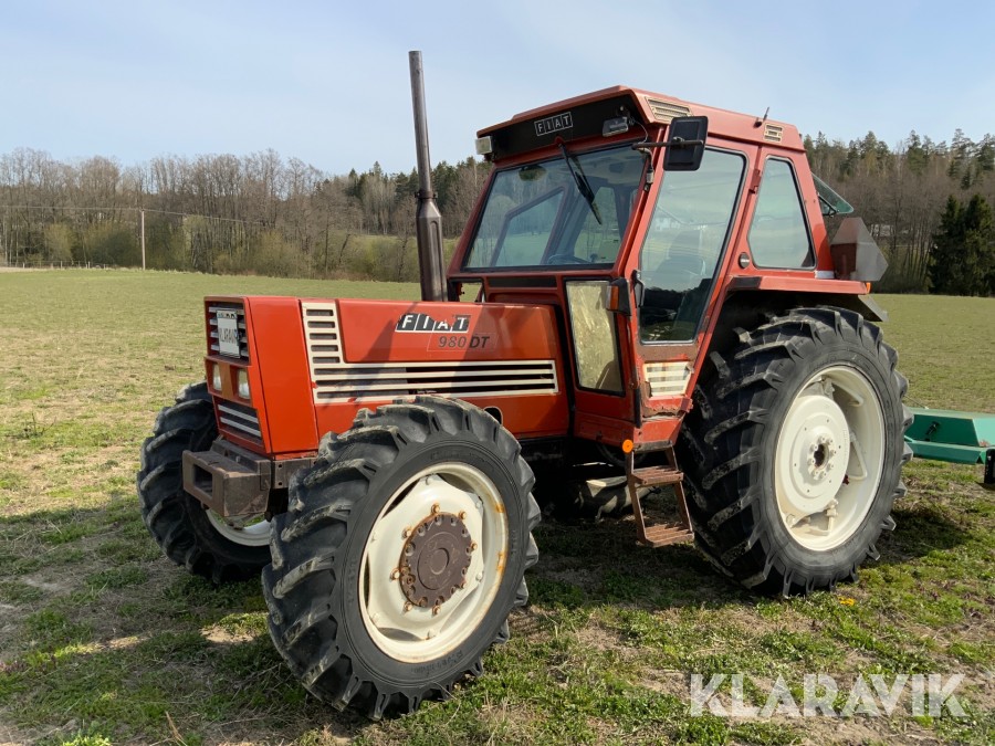 Traktor Fiat 980 DT