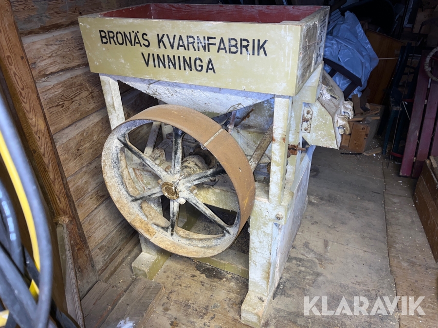 Kvarn / gröpe Bronäs kvarnfabrik Vinninga Nirvana, Finspång,