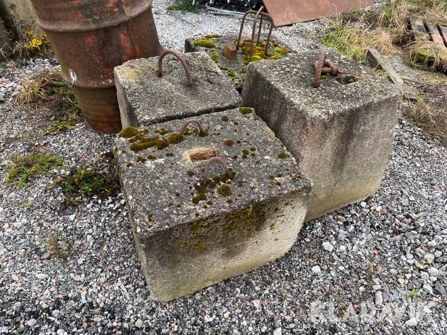 Betongfundament 5 st, Botkyrka, Klaravik auktioner