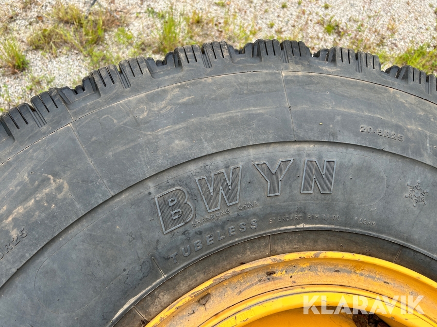 Vinterdäck Hilo BWYN 20.5R 25, Sundsvall, Klaravik auktioner