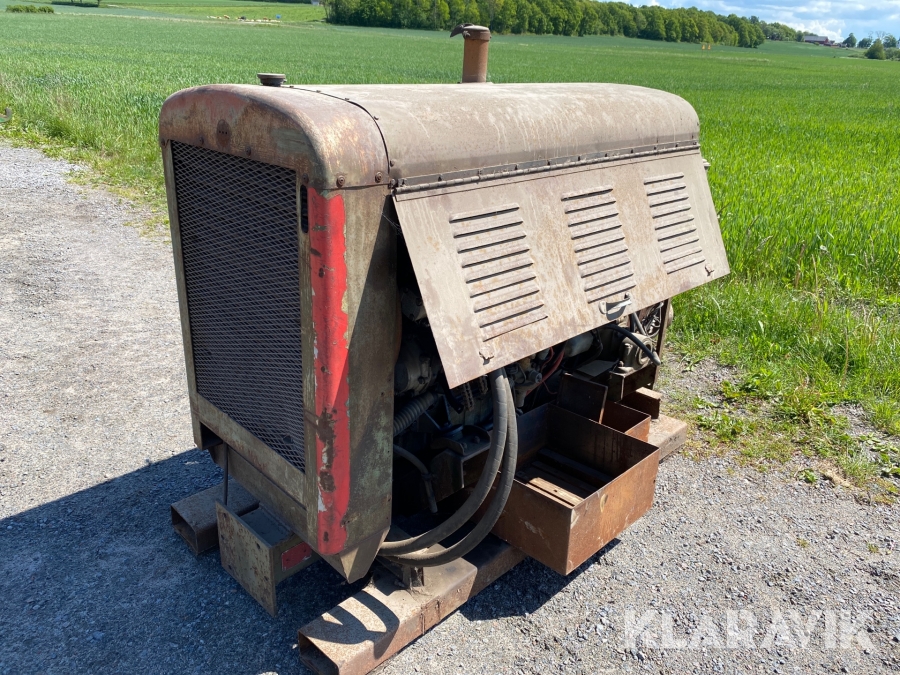 Dieselmotor Scania Vabis DS 11 R40A, Falkenberg, Klaravik a