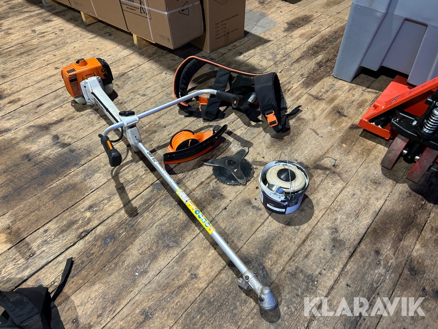 Röjsåg med selé Stihl FS380, Borlänge, Klaravik auktioner