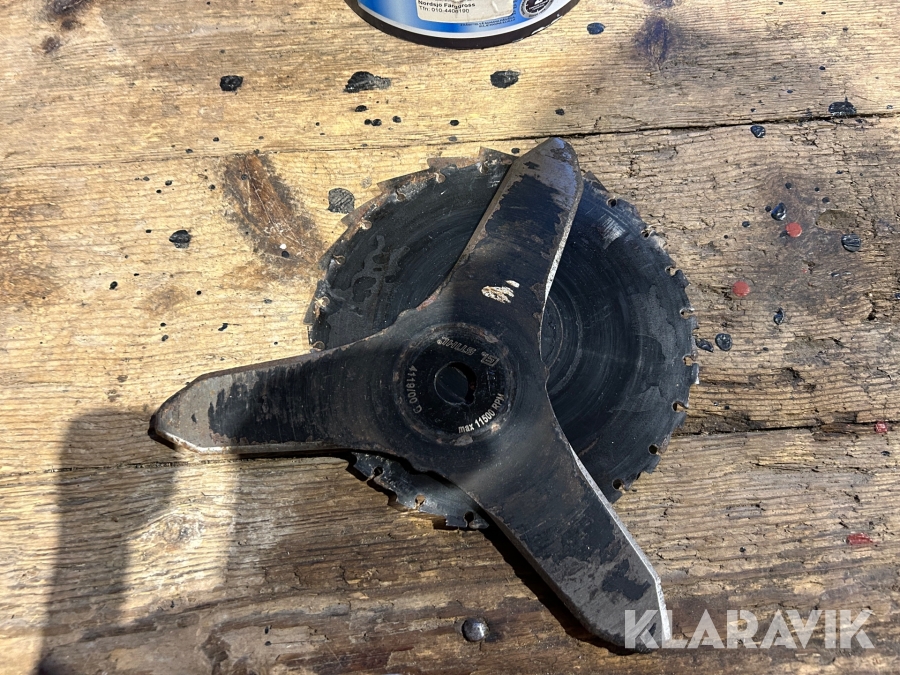 Röjsåg med selé Stihl FS380, Borlänge, Klaravik auktioner