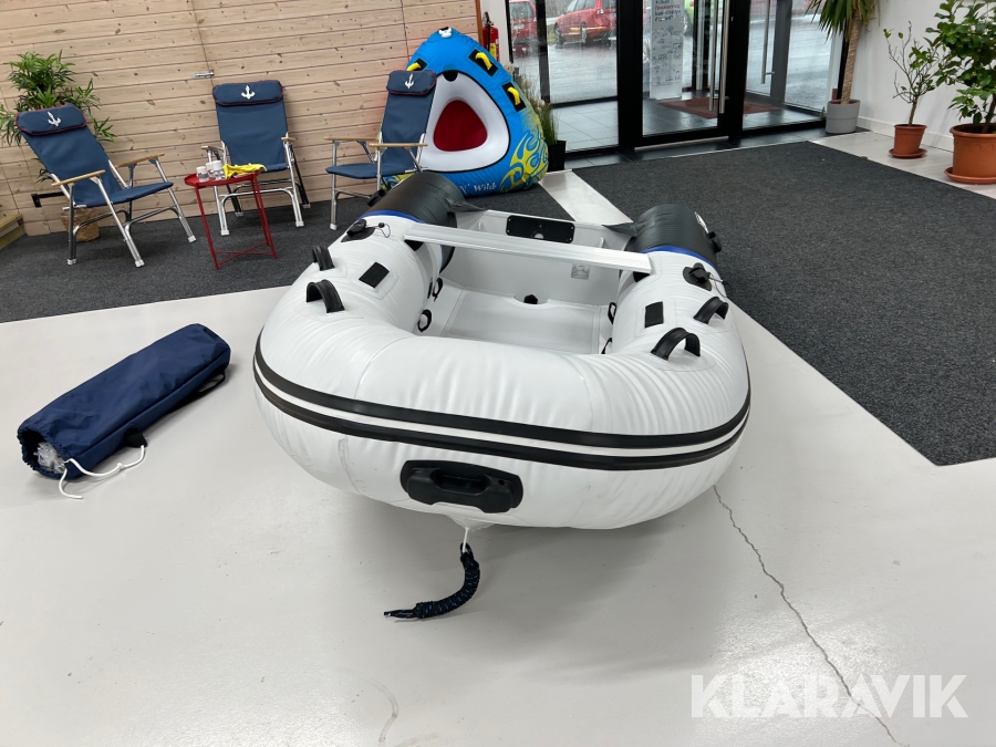 Båt Yamaha YAM 270TAf, Varberg, Klaravik auktioner