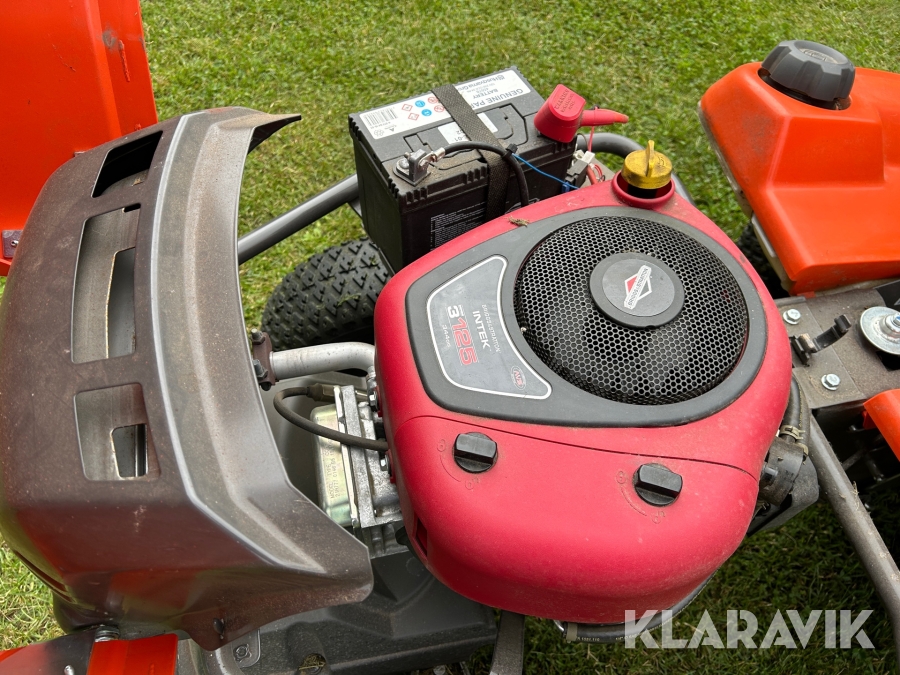 Åkgräsklippare Husqvarna R213c, Östhammar, Klaravik auktione