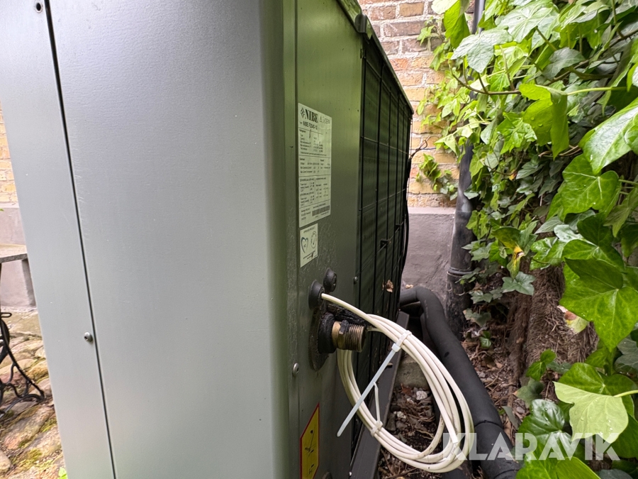 Luft/vattenvärmepump NIBE F2040-12 / VVM 320 CU, Lund, Klara