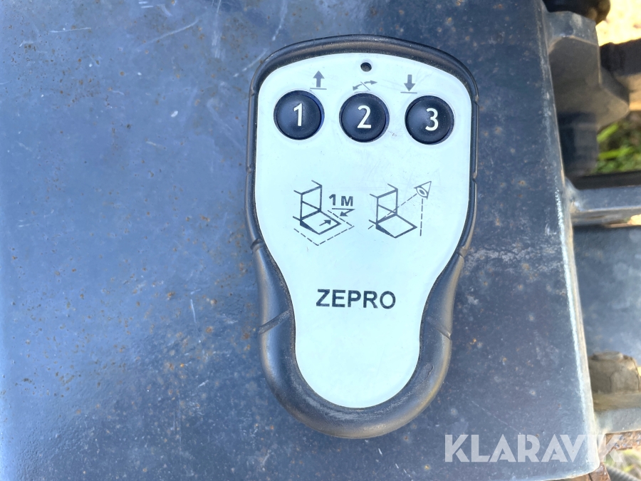 Bakgavellyft Zepro Z 200-175 MA, Sotenäs, Klaravik auktione