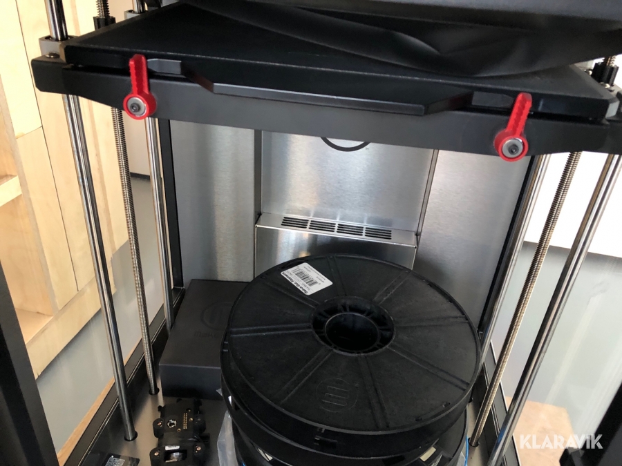 3D printer Makerbot Replicator Z18