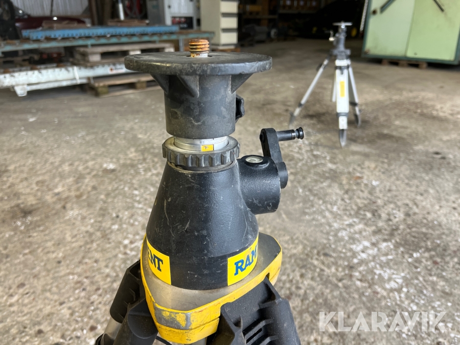 Stativ för laser Topcon, Motala, Klaravik auktioner