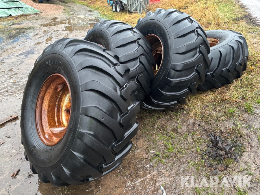 Entreprenaddäck på fälg Alliance 550/60-22.5, Kinda, Klaravi