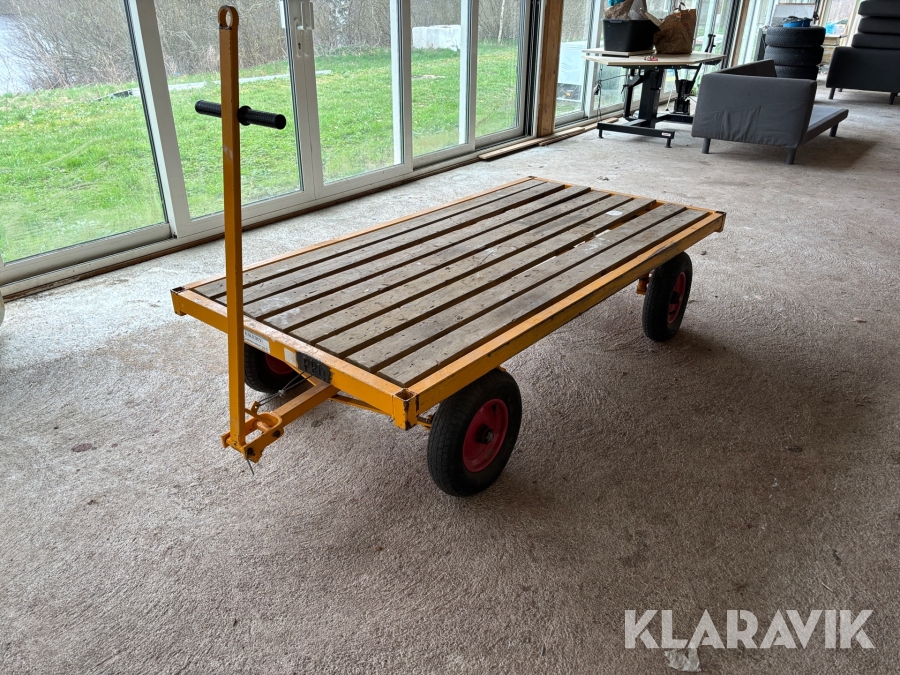 Vagn Ekeby, Borgholm, Klaravik auktioner